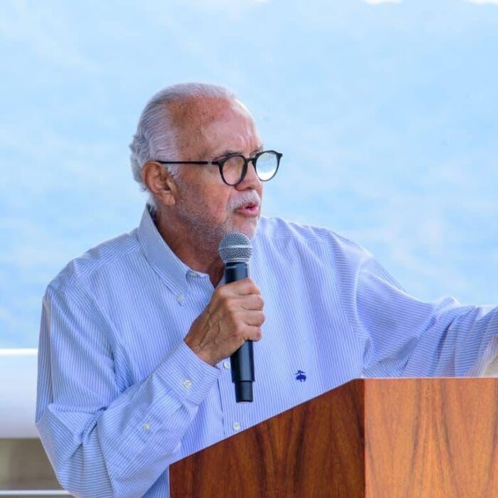 Miguel Ángel Navarro Quintero encabeza la Mesa Estatal de Construcción ...